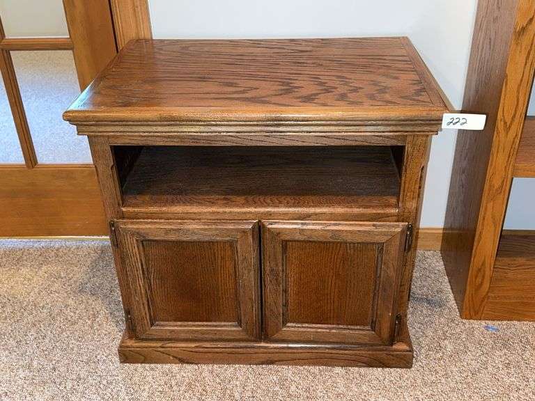 Wooden storage stand - McLaughlin Auctioneers, LLC- mc-bid.com