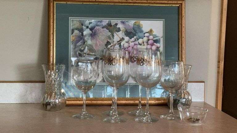 Elegant Wine Glass Set with Gold Scroll and Etched Floral Designs ...