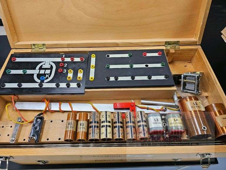 Funktechnik Educational Electronics Kits with Multiple Components - McLaughlin Auctioneers, LLC ...