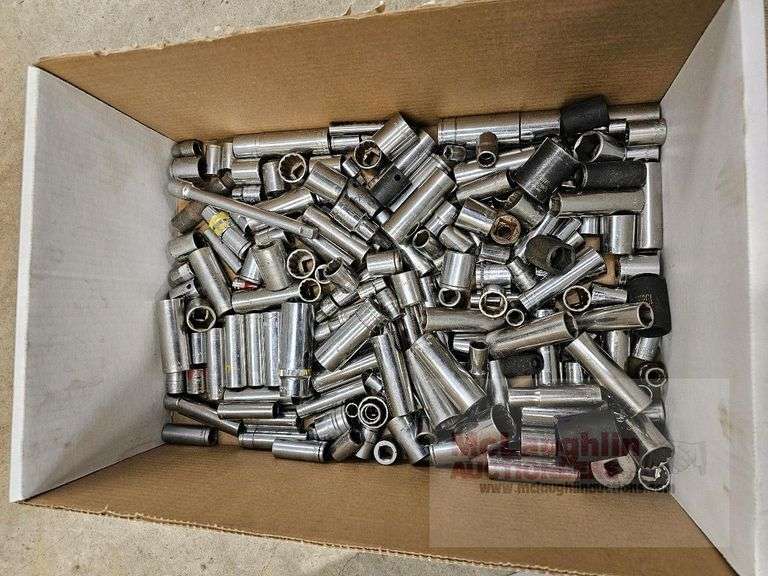 Mixed Socket Set, Approx. 100 Pieces, Various Sizes, Chrome Finish ...