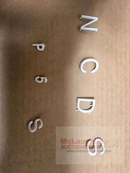 Display Signs Letters and Numbers - McLaughlin Auctioneers, LLC- mc-bid.com