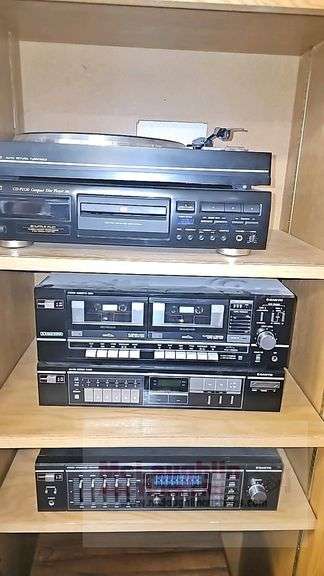 Onkyo Integra Audio System with CD Player, Cassette Deck, and Speakers ...
