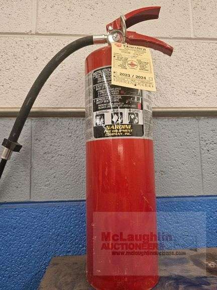 Amerex 397A Dry Chemical Fire Extinguisher, Metal Wall Cabinet with key ...