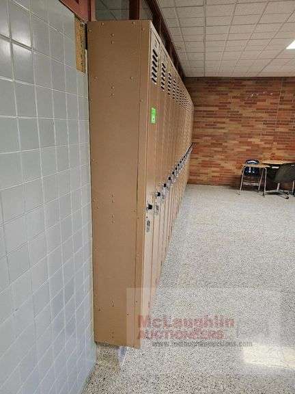 Beige Steel School Lockers, 20 Units, Built-in Combination Lock 2-269 ...