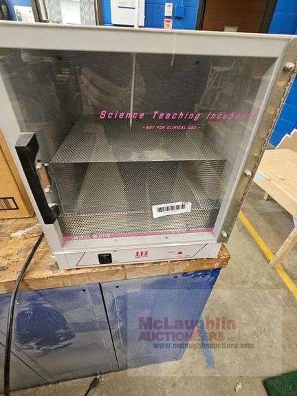Lab-Line Science Teaching Incubator - McLaughlin Auctioneers, LLC- mc ...