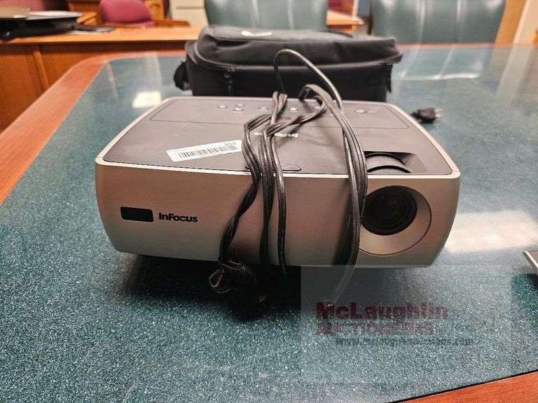 InFocus In24+ EP DLP Projector, 2400 Lumens, SVGA Resolution, Remote ...