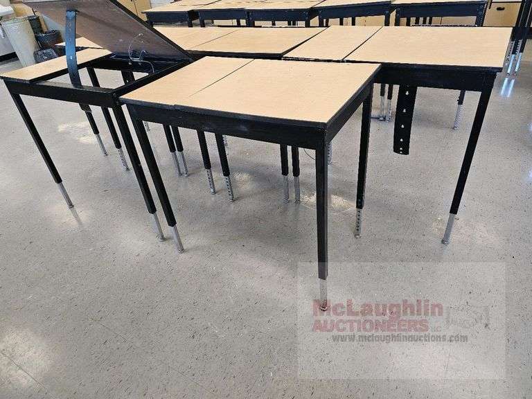 Modular Classroom Desks, Hinged Tops - McLaughlin Auctioneers, LLC- mc ...