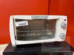 Rival Microwave Oven, 700 Watts, Digital Controls, Black, Toaster Oven - McLaughlin Auctioneers ...