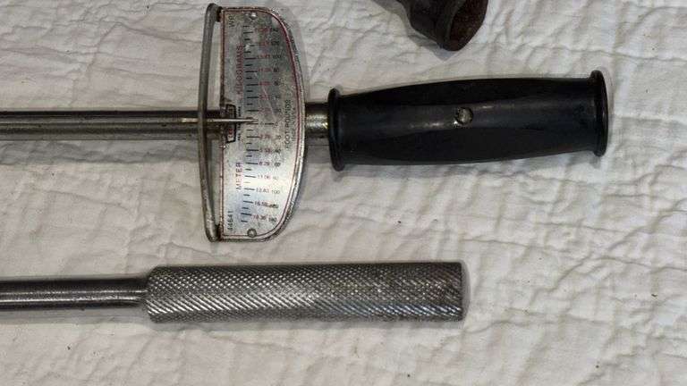 Craftsman Hand Tools with Torque Wrench and Breaker Bars - McLaughlin ...