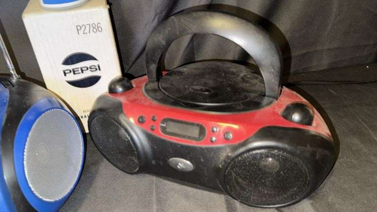 Pepsi Can Radio and GE Portable Boombox, Model P2786, CD/Radio Player ...
