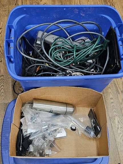 Assorted Electronic Cables & Pearl Drum Hardware Components ...