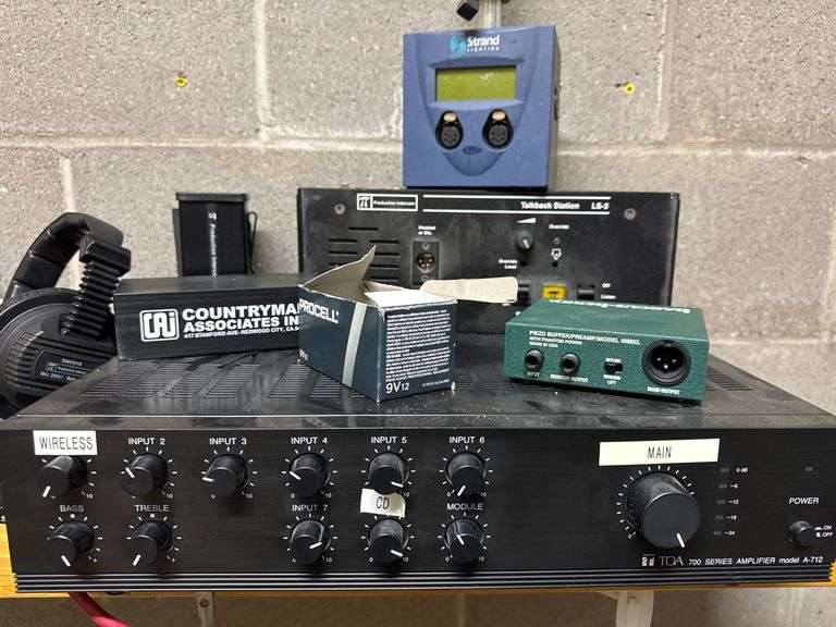 TOA 700 Series Amplifier A-712, Samson Stage 55 Receiver, Intercom ...