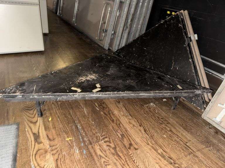 Triangle Shaped Base - McLaughlin Auctioneers, LLC- mc-bid.com