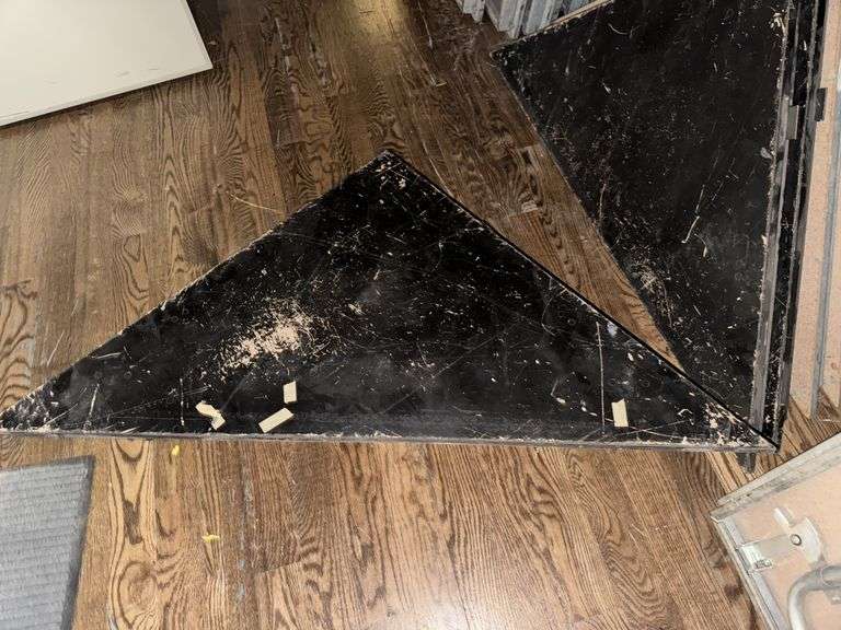 Triangle Shaped Base - McLaughlin Auctioneers, LLC- mc-bid.com