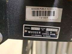 Musser M41 Xylophone, 3.5 Octave Range - McLaughlin Auctioneers, LLC ...