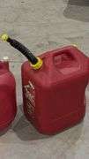 Red Plastic Gasoline Containers with Flexible Spouts, 5 Gallon Capacity ...