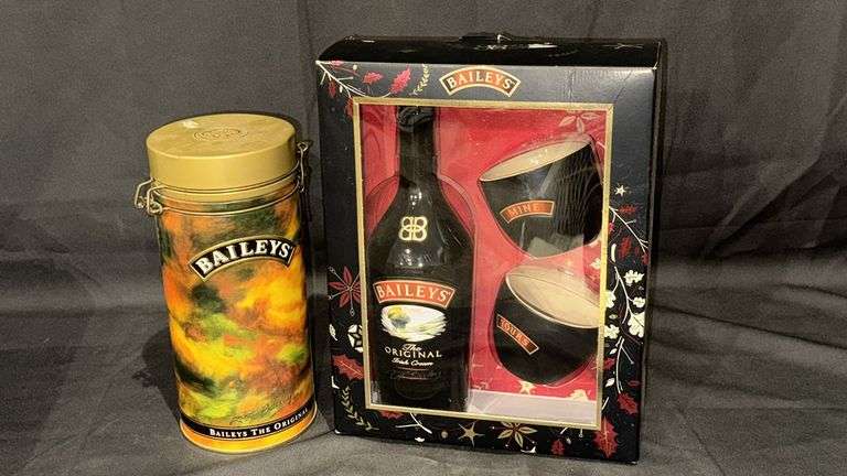 Baileys The Original Irish Cream Gift Set with 2 Mugs - McLaughlin ...