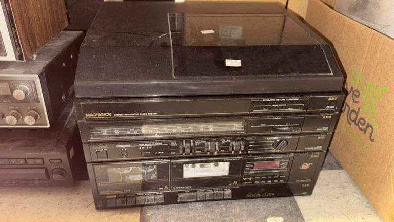 Magnavox Stereo Integrated Music System with Turntable, Dual Cassette ...