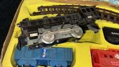 Durham Wind Up Freight Train Set, Over 9 Feet Track, 3 Cars, Chug-Chug ...