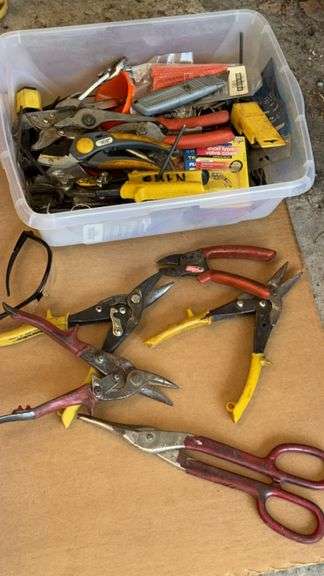 Mixed Hand Tools Lot with Snips, Pliers, Wrenches & More, 20+ Pieces ...