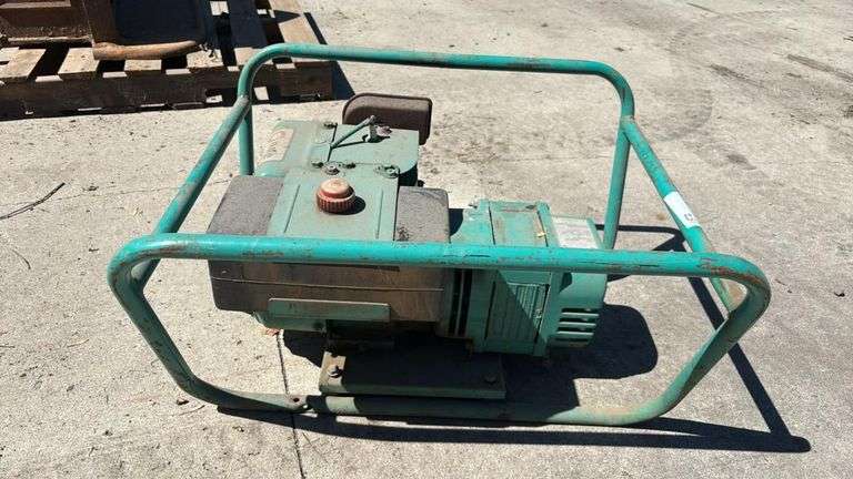 Onan Portable Generator, 2,500 W, Serial #317280, Gasoline - McLaughlin ...