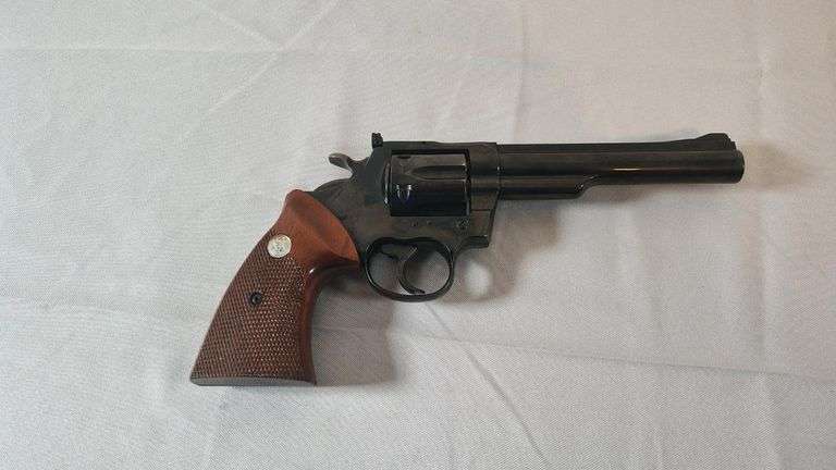 Colt Trooper MK III Revolver, .357 Magnum, 6-inch Barrel, Blued Steel ...