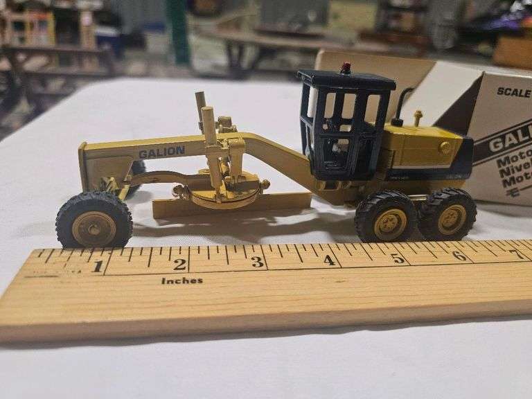 Galion 850 Motor Grader Scale Model 1:50 with Original Box - McLaughlin ...