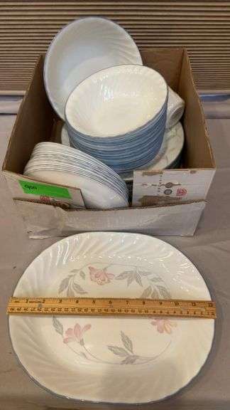 Corelle Dinnerware Set, Floral Pattern, 27 Pieces, Vitrelle Material ...