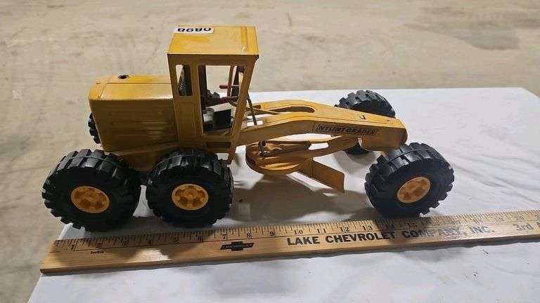 Nylint Toy Grader, Metal and Plastic, 16" Length, 1970s-80s ...