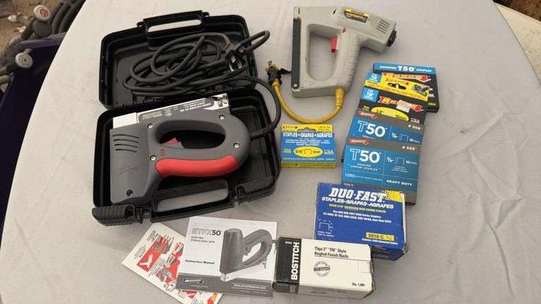 Stanley TRE550 Electric Staple and Nail Gun, T50 Staples, Case ...