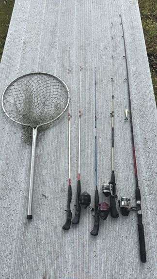 Set of 4 Fishing Rods with Spinning & Spincast Reels and Fishing Net ...