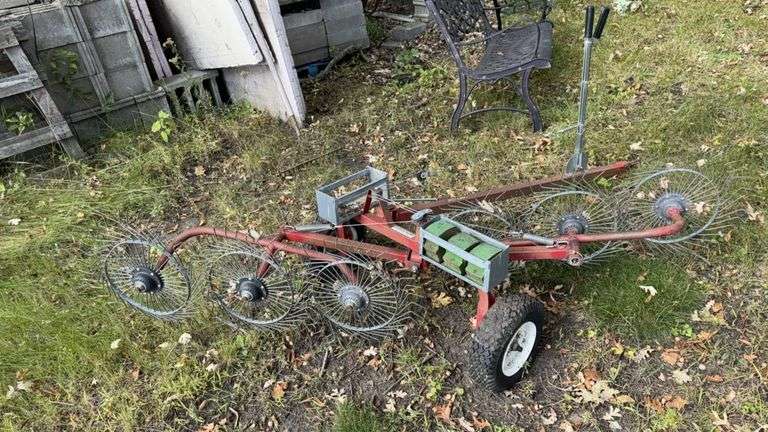 Estate Hay Rake, Model Estate Rake, 5 Wheels, Serial 00x7xxx ...