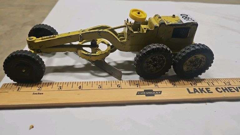 Diecast Model Grader, Yellow, Approx. 1:24 Scale, Moveable Blade ...