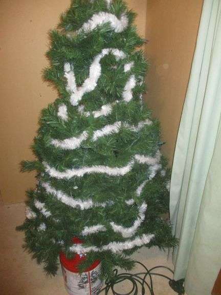 CHRISTMAS TREE - Montgomery Auction & Realty, LLC