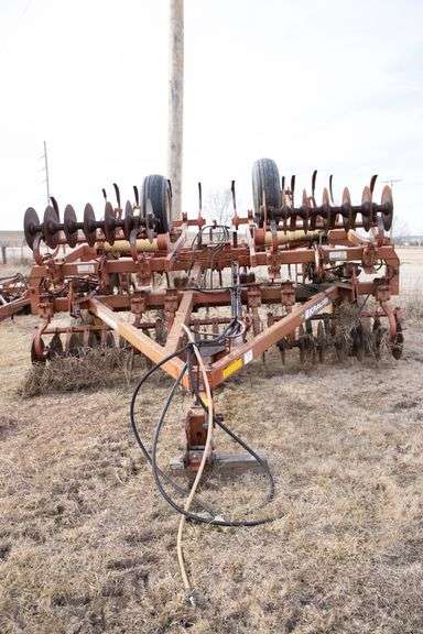 KRAUSE DISK CHISEL - Montgomery Auction & Realty, LLC