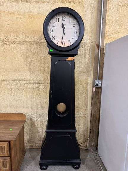 Howard Miller Nashua grandfather clock with black finish - Mensendiek ...
