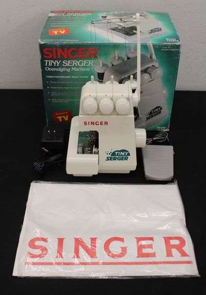 Singer Mini Serger - Mensendiek Real Estate and Auction Professionals