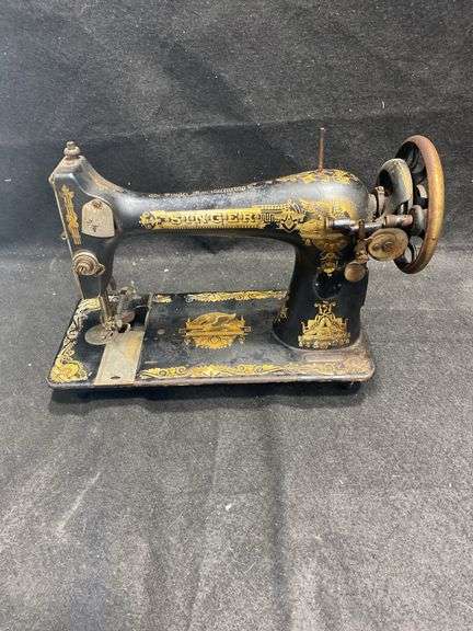 Vintage Singer Sewing Machine - Mariner Auctions & Liquidations Ltd.