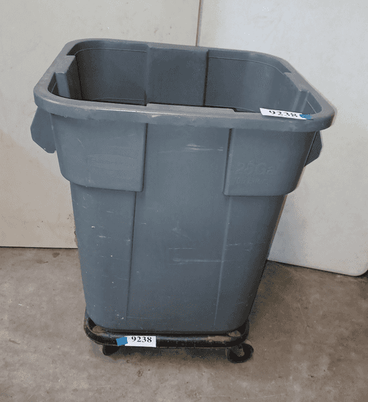 Rubbermaid square rolling trash can - Mark Van Hook, Auctioneer