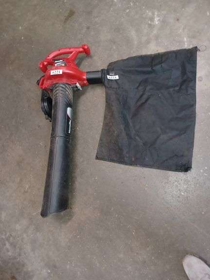 Homelite electric two-speed yard vacuum with bag, working - Mark Van ...