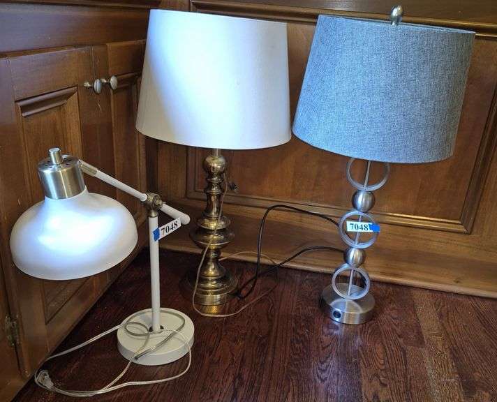 Two table lamps, desk lamp - Mark Van Hook, Auctioneer