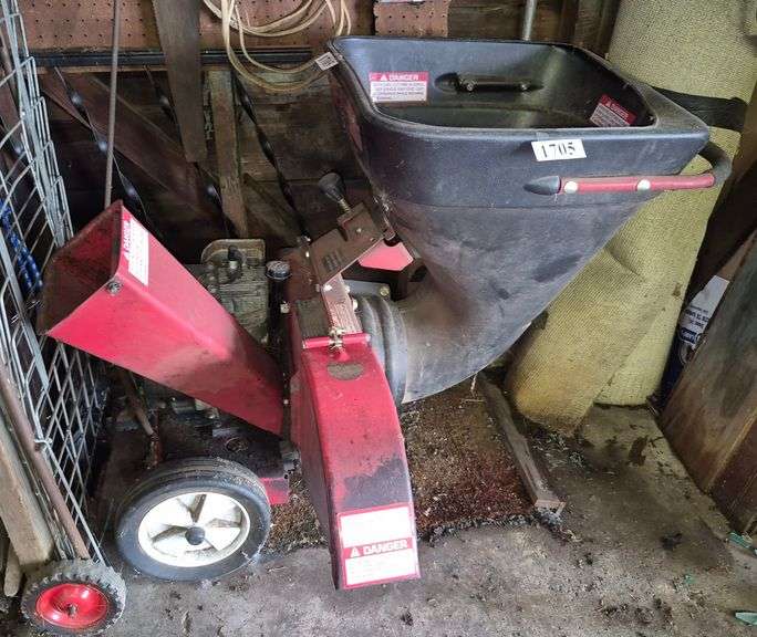 MTD 5 hp chipper shredder - Mark Van Hook, Auctioneer