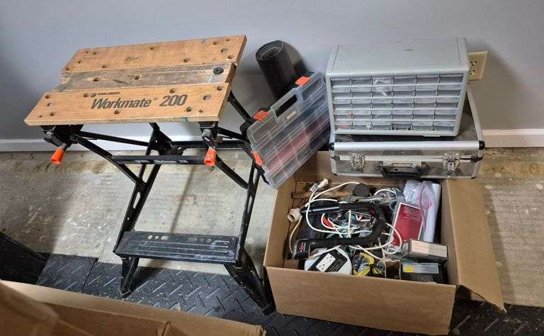 Black & Decker workmate 200 folding work table/vice, Hardware ...