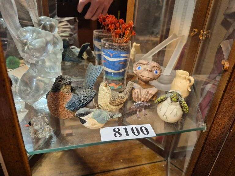 Figurines, Brutus Buckeye nodder, Etc - Mark Van Hook, Auctioneer