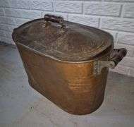 Antique copper wash boiler with lid - Mark Van Hook, Auctioneer