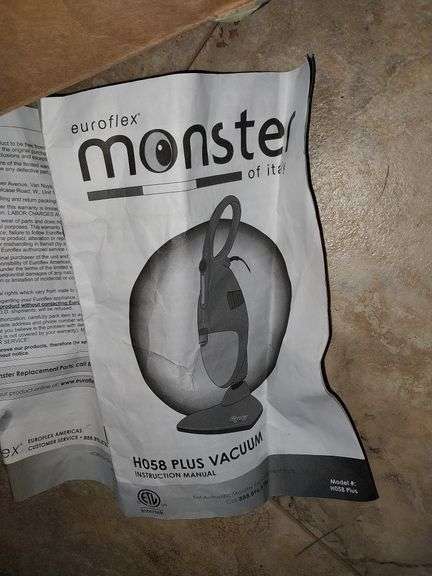 Monster hand vacuum - Mark Van Hook, Auctioneer