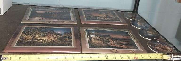 Terry Redlin ceramic plaques and ornaments - Mark Van Hook, Auctioneer