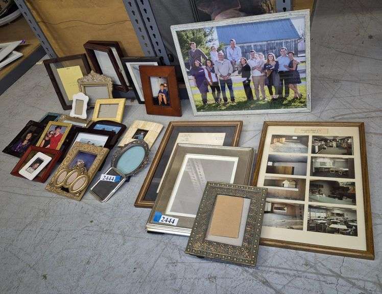 Picture frames - Mark Van Hook, Auctioneer