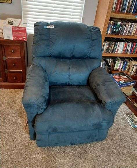 Lazy boy blue micro suede recliner - Mark Van Hook, Auctioneer