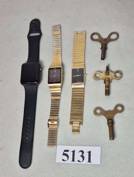 Smartwatch, two wrist watches, 3 clock keys - Mark Van Hook, Auctioneer